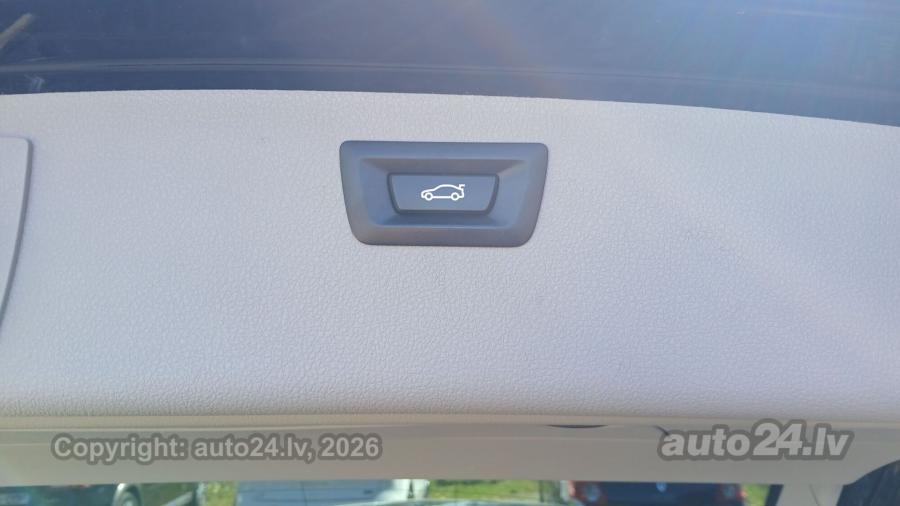 Melns BMW 3 Series 2019 Pērnava, ar dzinēja tilpumu 2.00 L un nobraukumu 149 tūkst. km par 13899 €, foto 16 vietnē AUTOMOTO.COM.LV