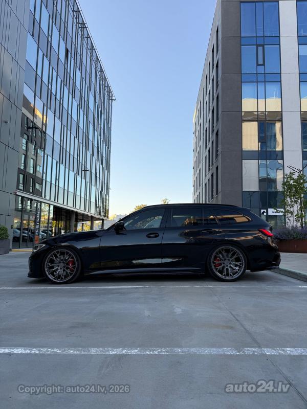 Black BMW 3 Series 2019 in Tallinn, with an engine capacity of 2.00 L and mileage of 162 thousand km for 30999 €, photo 8 on AUTOMOTO.COM.LV