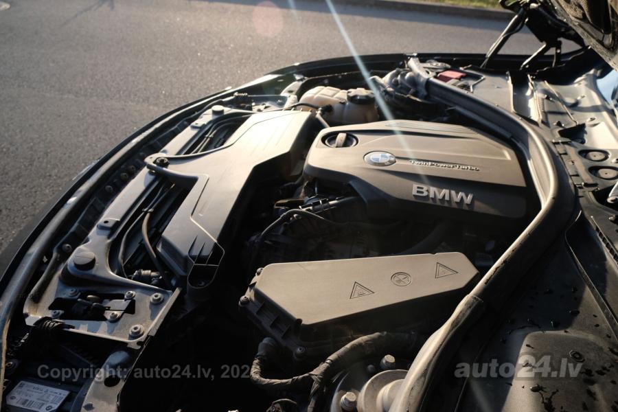 Black BMW 3 Series 2019 in Tallinn, with an engine capacity of 2.00 L and mileage of 115 thousand km for 19990 €, photo 24 on AUTOMOTO.COM.LV