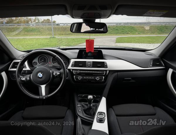 Black BMW 3 Series 2019 in Tallinn, with an engine capacity of 2.00 L and mileage of 267 thousand km for 10299 €, photo 7 on AUTOMOTO.COM.LV