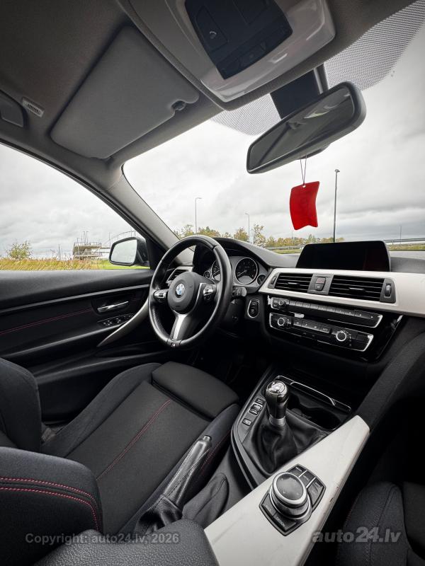 Black BMW 3 Series 2019 in Tallinn, with an engine capacity of 2.00 L and mileage of 267 thousand km for 10299 €, photo 8 on AUTOMOTO.COM.LV