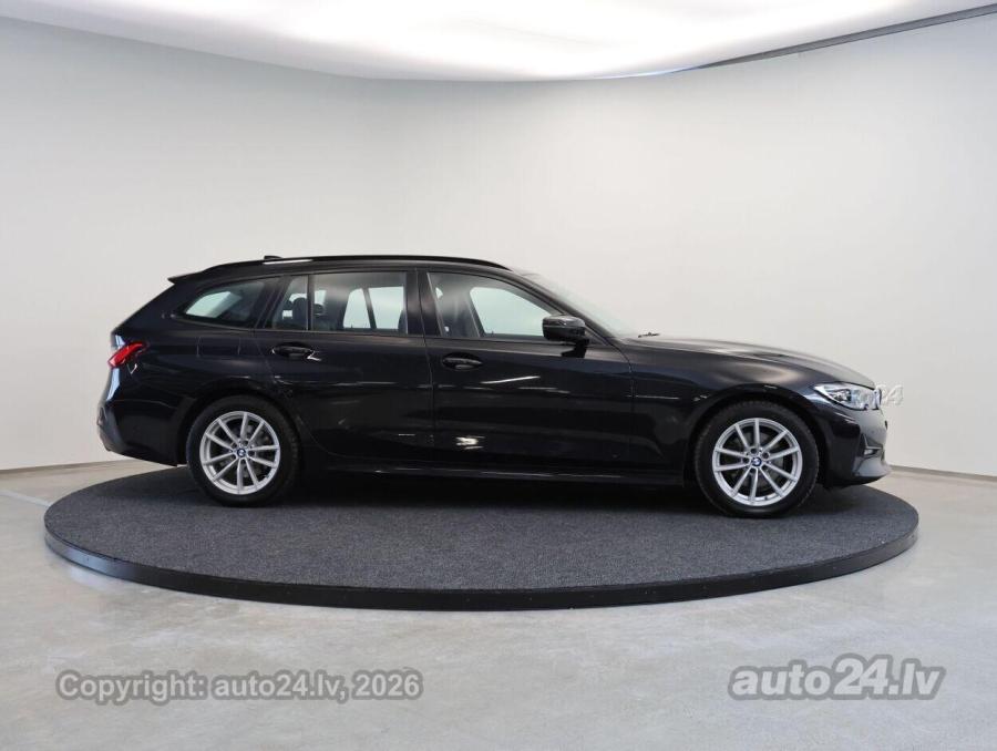 Black BMW 3 Series 2020 in Tallinn, with an engine capacity of 2.00 L and mileage of 179 thousand km for 20900 €, photo 6 on AUTOMOTO.COM.LV