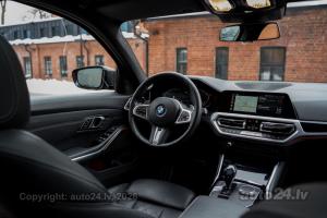 Melns BMW 3 Series 2020 Tallina, ar dzinēja tilpumu 3.00 L un nobraukumu 190 tūkst. km par 29900 €, foto 15 vietnē AUTOMOTO.COM.LV