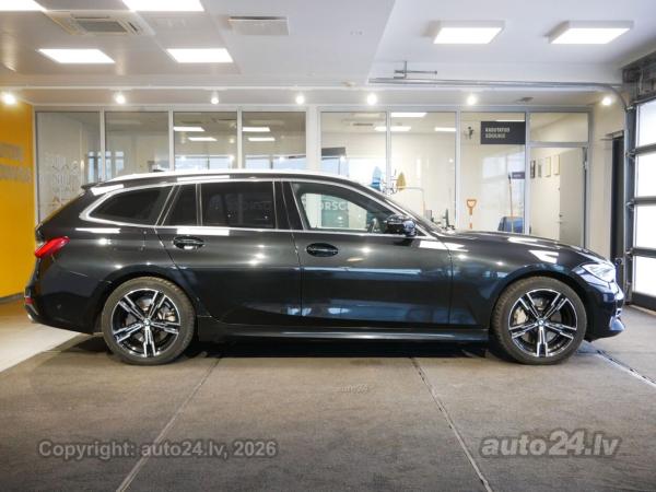 Melns BMW 3 Series 2020 Tallina, ar dzinēja tilpumu 3.00 L un nobraukumu 139 tūkst. km par 29990 €, foto 2 vietnē AUTOMOTO.COM.LV