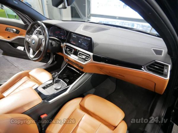 Melns BMW 3 Series 2020 Tallina, ar dzinēja tilpumu 3.00 L un nobraukumu 139 tūkst. km par 29990 €, foto 10 vietnē AUTOMOTO.COM.LV