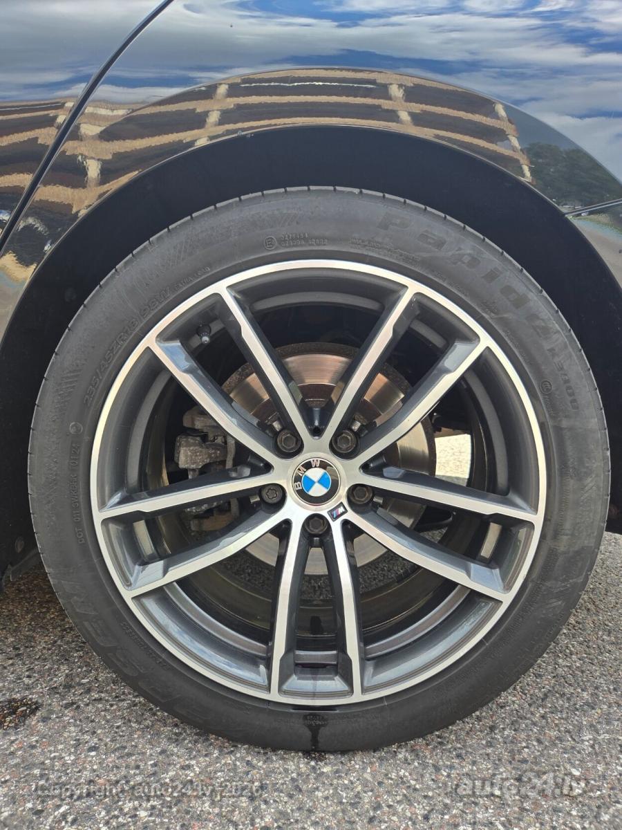 Melns BMW 3 Series 2020 Tartu, ar dzinēja tilpumu 2.00 L un nobraukumu 203 tūkst. km par 20500 €, foto 8 vietnē AUTOMOTO.COM.LV