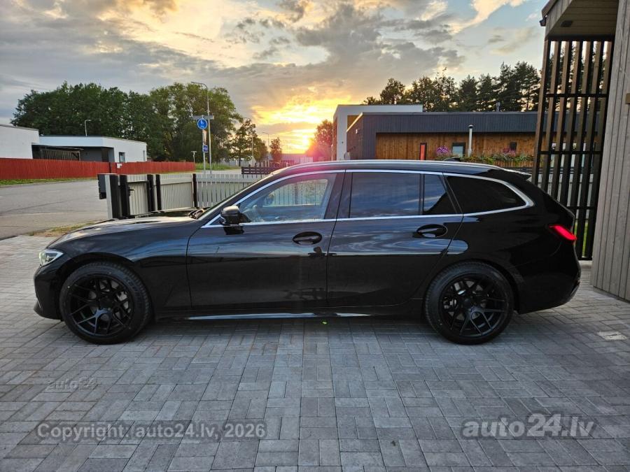 Black BMW 3 Series 2020 in Viljandi, with an engine capacity of 3.00 L and mileage of 182 thousand km for 27000 €, photo 8 on AUTOMOTO.COM.LV