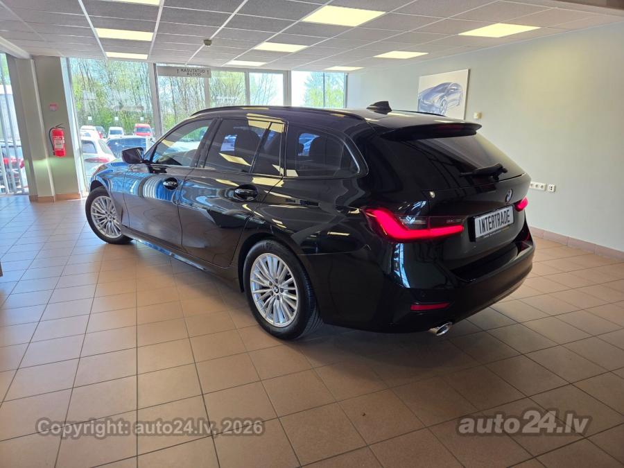 Melns BMW 3 Series 2020 Tartu, ar dzinēja tilpumu 2.00 L un nobraukumu 194 tūkst. km par 18690 €, foto 4 vietnē AUTOMOTO.COM.LV