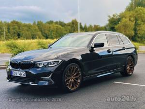 Melns BMW 3 Series 2020 Tallina, ar dzinēja tilpumu 2.00 L un nobraukumu 219 tūkst. km par 20400 €, foto  vietnē AUTOMOTO.COM.LV