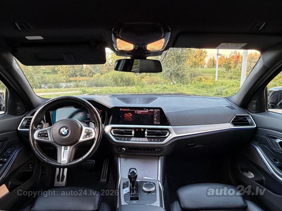 Black BMW 3 Series 2020 in Tallinn, with an engine capacity of 2.00 L and mileage of 173 thousand km for 23500 €, photo 12 on AUTOMOTO.COM.LV