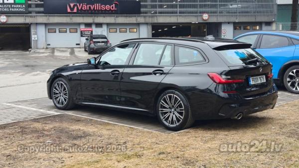 Black BMW 3 Series 2021 in Tallinn, with an engine capacity of 2.00 L and mileage of 84 thousand km for 32000 €, photo 6 on AUTOMOTO.COM.LV
