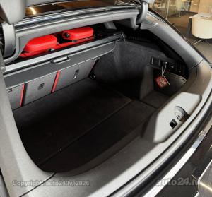 Melns BMW 3 Series 2021 Tallina, ar dzinēja tilpumu 2.00 L un nobraukumu 110 tūkst. km par 33400 €, foto 7 vietnē AUTOMOTO.COM.LV