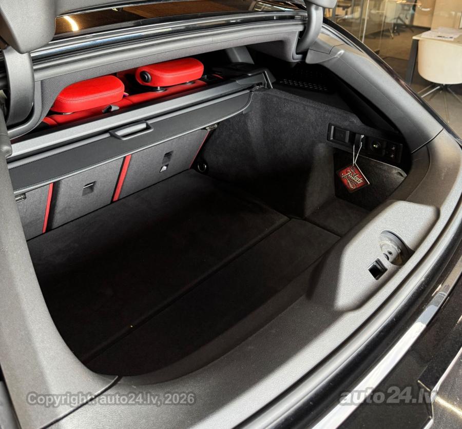 Melns BMW 3 Series 2021 Tallina, ar dzinēja tilpumu 2.00 L un nobraukumu 110 tūkst. km par 33400 €, foto 7 vietnē AUTOMOTO.COM.LV