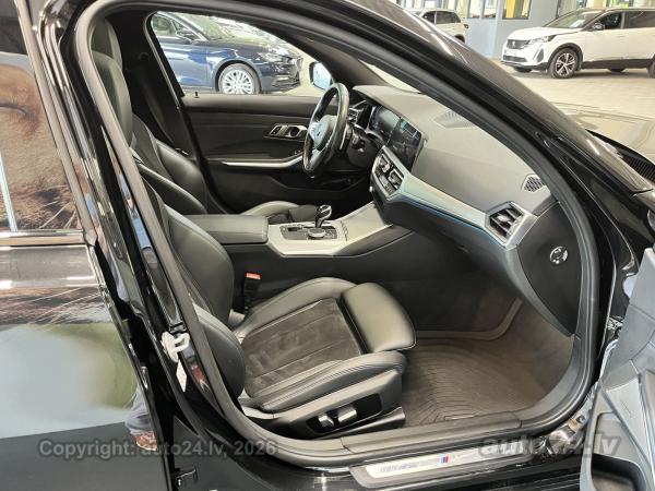 Black BMW 3 Series 2021 in Tallinn, with an engine capacity of 2.00 L and mileage of 102 thousand km for 24200 €, photo 5 on AUTOMOTO.COM.LV