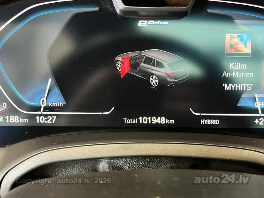 Black BMW 3 Series 2021 in Tallinn, with an engine capacity of 2.00 L and mileage of 102 thousand km for 24200 €, photo 14 on AUTOMOTO.COM.LV