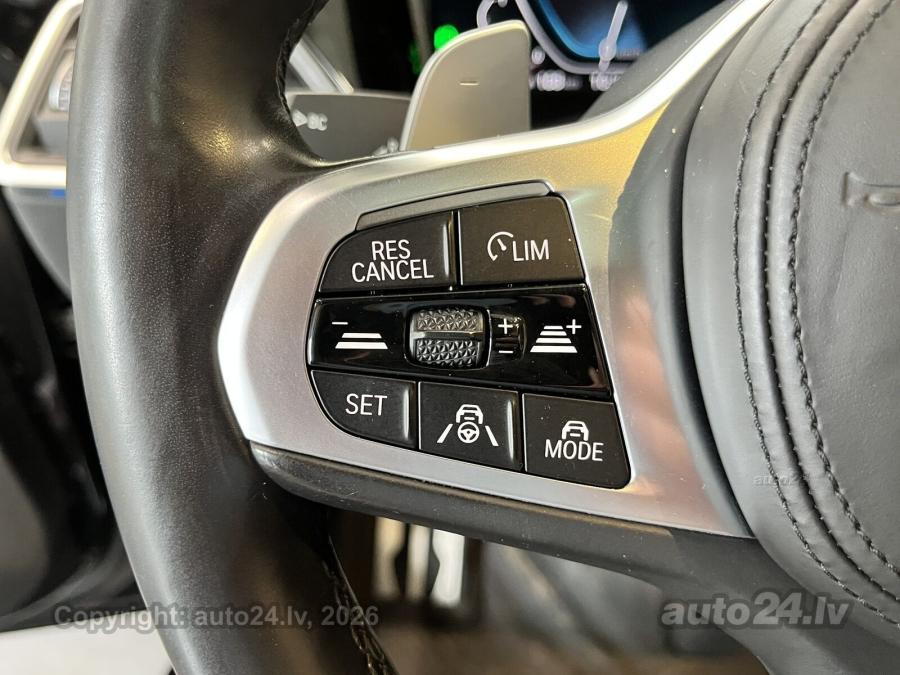 Black BMW 3 Series 2021 in Tallinn, with an engine capacity of 2.00 L and mileage of 102 thousand km for 24200 €, photo 20 on AUTOMOTO.COM.LV