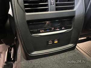 Black BMW 3 Series 2021 in Tallinn, with an engine capacity of 2.00 L and mileage of 102 thousand km for 24200 €, photo 25 on AUTOMOTO.COM.LV