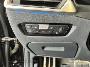 Black BMW 3 Series 2021 in Tallinn, with an engine capacity of 2.00 L and mileage of 102 thousand km for 24200 €, photo 26 on AUTOMOTO.COM.LV