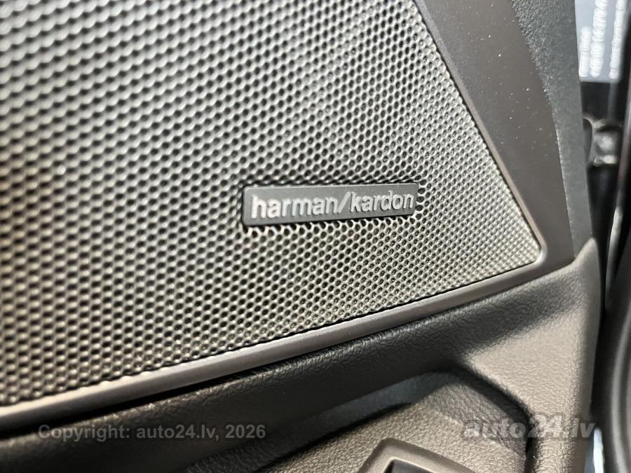 Black BMW 3 Series 2021 in Tallinn, with an engine capacity of 2.00 L and mileage of 102 thousand km for 24200 €, photo 31 on AUTOMOTO.COM.LV