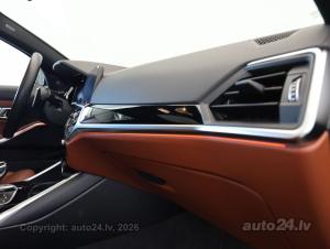 Black BMW 3 Series 2021 in Tallinn, with an engine capacity of 2.00 L and mileage of 155 thousand km for 28900 €, photo 25 on AUTOMOTO.COM.LV