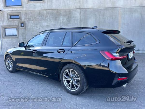 Black BMW 3 Series 2021 in Tallinn, with an engine capacity of 2.00 L and mileage of 95 thousand km for 23500 €, photo 4 on AUTOMOTO.COM.LV