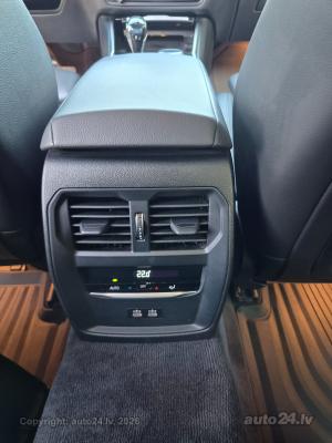 Melns BMW 3 Series 2021 Tallina, ar dzinēja tilpumu 2.00 L un nobraukumu 200 tūkst. km par 21900 €, foto 16 vietnē AUTOMOTO.COM.LV