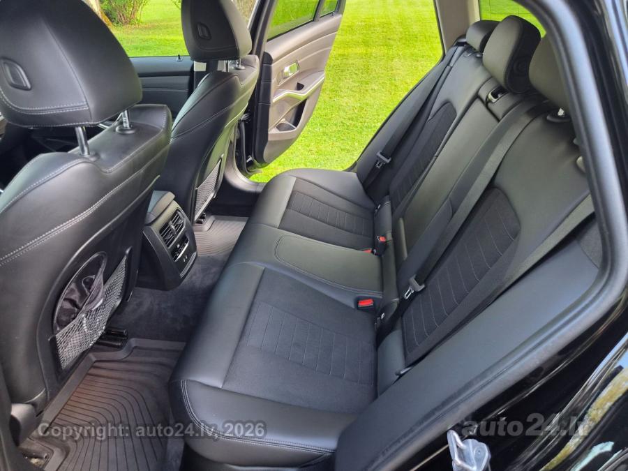 Melns BMW 3 Series 2021 Tallina, ar dzinēja tilpumu 2.00 L un nobraukumu 200 tūkst. km par 21900 €, foto 18 vietnē AUTOMOTO.COM.LV