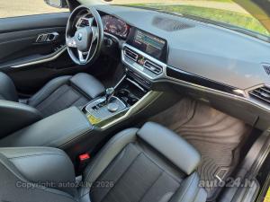 Melns BMW 3 Series 2021 Tallina, ar dzinēja tilpumu 2.00 L un nobraukumu 200 tūkst. km par 21900 €, foto 20 vietnē AUTOMOTO.COM.LV