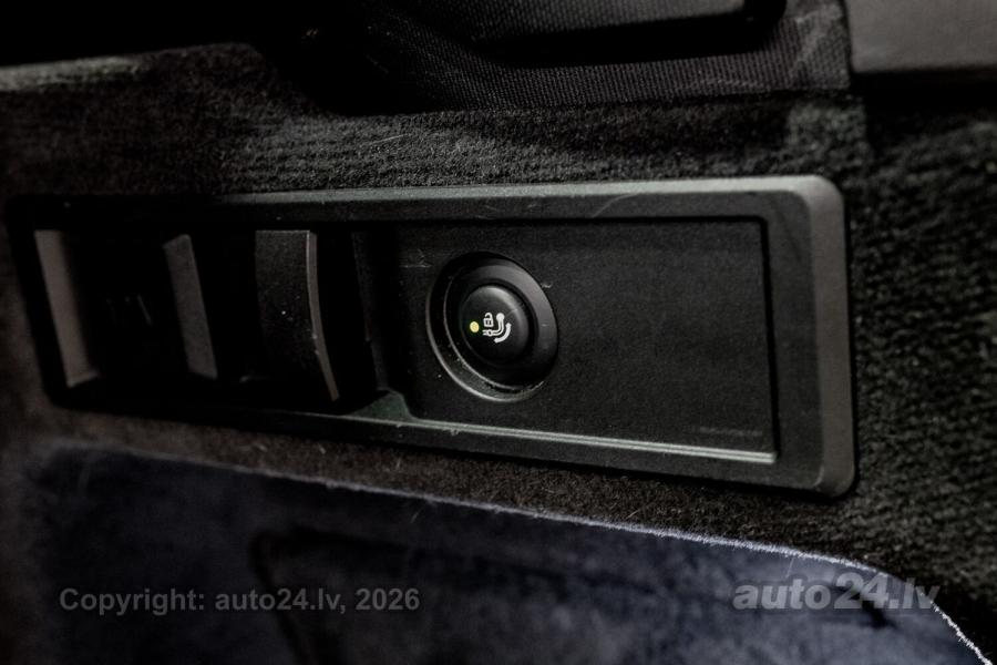 Черный БМВ 3 Серия 2022 в Пярну, объемом двигателя 2.00 л и пробегом 217 тыс. км за 19999 €, фото 22 на AUTOMOTO.COM.LV