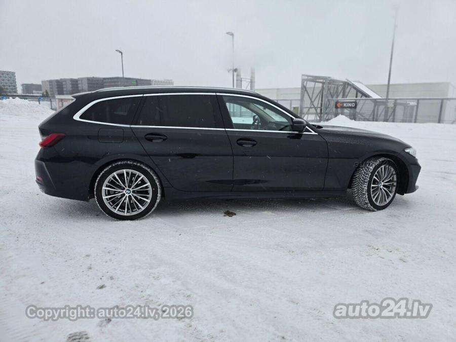 Melns BMW 3 Series 2023 Tallina, ar dzinēja tilpumu 2.00 L un nobraukumu 83 tūkst. km par 35900 €, foto 10 vietnē AUTOMOTO.COM.LV