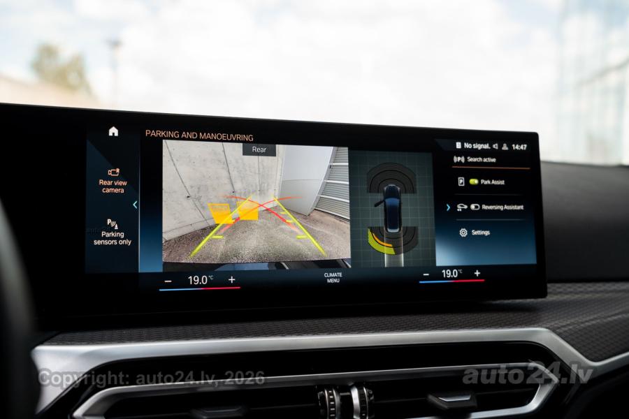 Melns BMW 3 Series 2023 Tartu, ar dzinēja tilpumu 3.00 L un nobraukumu 68 tūkst. km par 36900 €, foto 24 vietnē AUTOMOTO.COM.LV