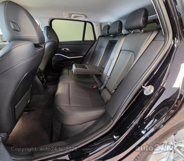Melns BMW 3 Series 2023 Tartu, ar dzinēja tilpumu 2.00 L un nobraukumu 182 tūkst. km par 23690 €, foto 10 vietnē AUTOMOTO.COM.LV