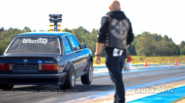 Blue BMW 3 Series 1985 in Tallinn, with an engine capacity of 2.00 L and mileage of 0 thousand km for 7000 €, photo 2 on AUTOMOTO.COM.LV