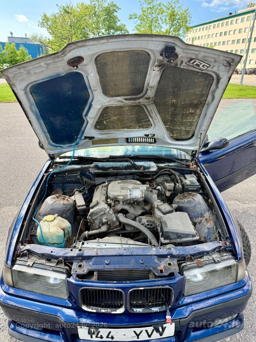 Zils BMW 3 Series 1992 Tallina, ar dzinēja tilpumu 1.80 L un nobraukumu 0 tūkst. km par 1999 €, foto 11 vietnē AUTOMOTO.COM.LV