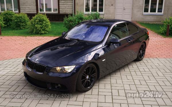 Zils BMW 3 Series 2006 Tartu, ar dzinēja tilpumu 3.00 L un nobraukumu 238 tūkst. km par 11200 €, foto 3 vietnē AUTOMOTO.COM.LV