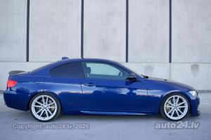 Blue BMW 3 Series 2010 in Tallinn, with an engine capacity of 3.00 L and mileage of 281 thousand km for 18500 €, photo 5 on AUTOMOTO.COM.LV