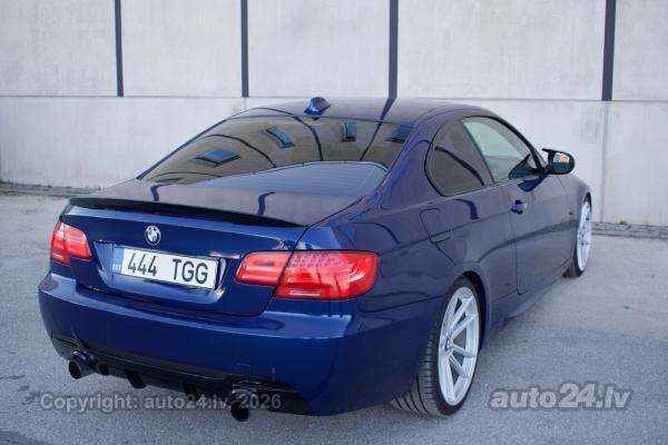 Blue BMW 3 Series 2010 in Tallinn, with an engine capacity of 3.00 L and mileage of 281 thousand km for 18500 €, photo 7 on AUTOMOTO.COM.LV