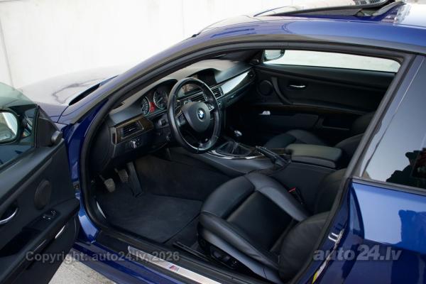 Blue BMW 3 Series 2010 in Tallinn, with an engine capacity of 3.00 L and mileage of 281 thousand km for 18500 €, photo 8 on AUTOMOTO.COM.LV