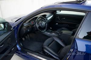 Blue BMW 3 Series 2010 in Tallinn, with an engine capacity of 3.00 L and mileage of 281 thousand km for 18500 €, photo 9 on AUTOMOTO.COM.LV