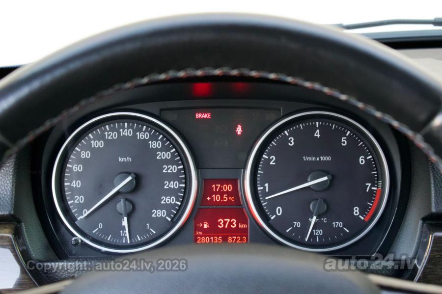 Blue BMW 3 Series 2010 in Tallinn, with an engine capacity of 3.00 L and mileage of 281 thousand km for 18500 €, photo 12 on AUTOMOTO.COM.LV