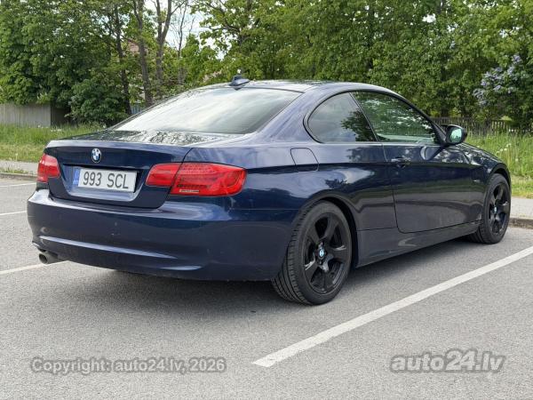 Blue BMW 3 Series 2011 in Tallinn, with an engine capacity of 2.00 L and mileage of 176 thousand km for 10500 €, photo 4 on AUTOMOTO.COM.LV