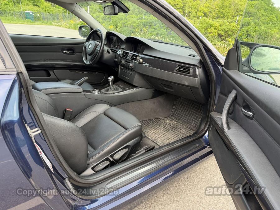 Blue BMW 3 Series 2011 in Tallinn, with an engine capacity of 2.00 L and mileage of 176 thousand km for 10500 €, photo 10 on AUTOMOTO.COM.LV