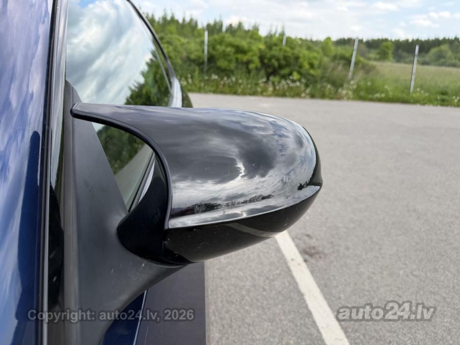 Blue BMW 3 Series 2011 in Tallinn, with an engine capacity of 2.00 L and mileage of 176 thousand km for 10500 €, photo 15 on AUTOMOTO.COM.LV