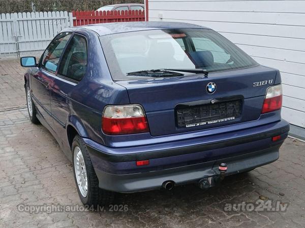 Blue BMW 3 Series 1996 in Tartu, with an engine capacity of 1.80 L and mileage of 111 thousand km for 1999 €, photo 7 on AUTOMOTO.COM.LV