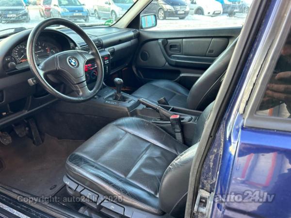 Zils BMW 3 Series 1999 Tartu, ar dzinēja tilpumu 1.90 L un nobraukumu 200 tūkst. km par 1500 €, foto 11 vietnē AUTOMOTO.COM.LV
