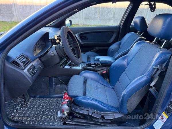 Blue BMW 3 Series 2001 in Tallinn, with an engine capacity of 2.50 L and mileage of 269 thousand km for 6699 €, photo 7 on AUTOMOTO.COM.LV