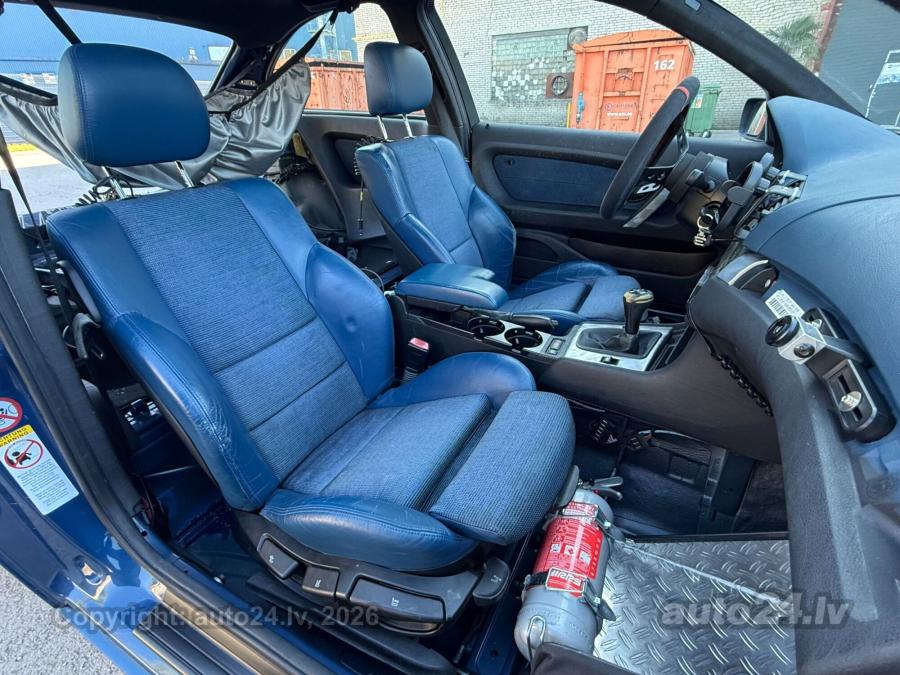Blue BMW 3 Series 2001 in Tallinn, with an engine capacity of 2.50 L and mileage of 269 thousand km for 6699 €, photo 9 on AUTOMOTO.COM.LV