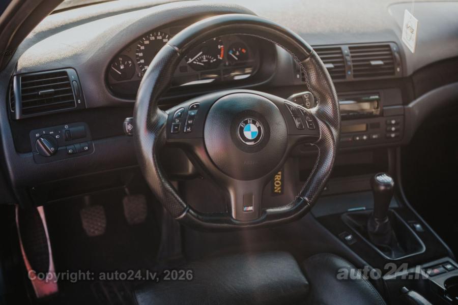 Zils BMW 3 Series 2002 Tallina, ar dzinēja tilpumu 2.50 L un nobraukumu 285 tūkst. km par 6200 €, foto 7 vietnē AUTOMOTO.COM.LV