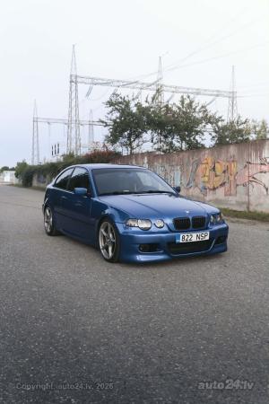 Zils BMW 3 Series 2002 Tallina, ar dzinēja tilpumu 2.50 L un nobraukumu 285 tūkst. km par 6200 €, foto 9 vietnē AUTOMOTO.COM.LV