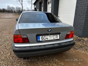 Zils BMW 3 Series 1992 Valga, ar dzinēja tilpumu 2.00 L un nobraukumu 0 tūkst. km par 1700 €, foto 4 vietnē AUTOMOTO.COM.LV